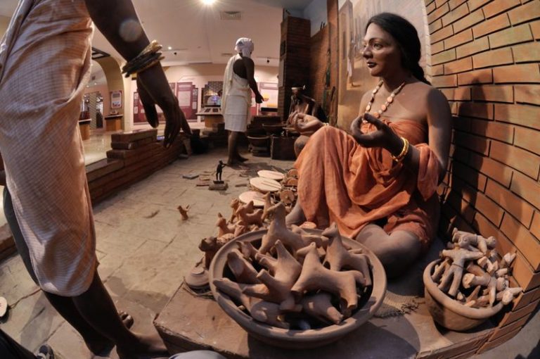Costumes: During Indus Valley Civilization - Textile School